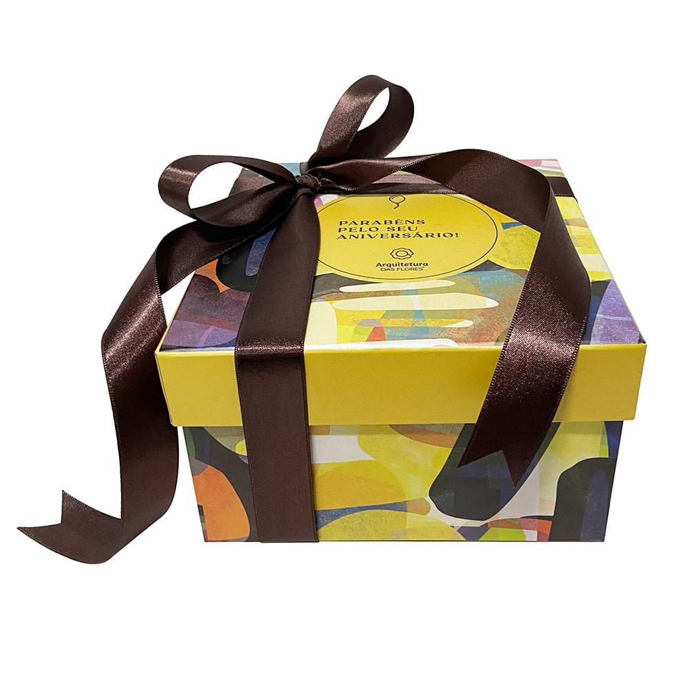 Yellow Birthday - Box com Mini Rosas Coloridas | Arquitetura das Flores